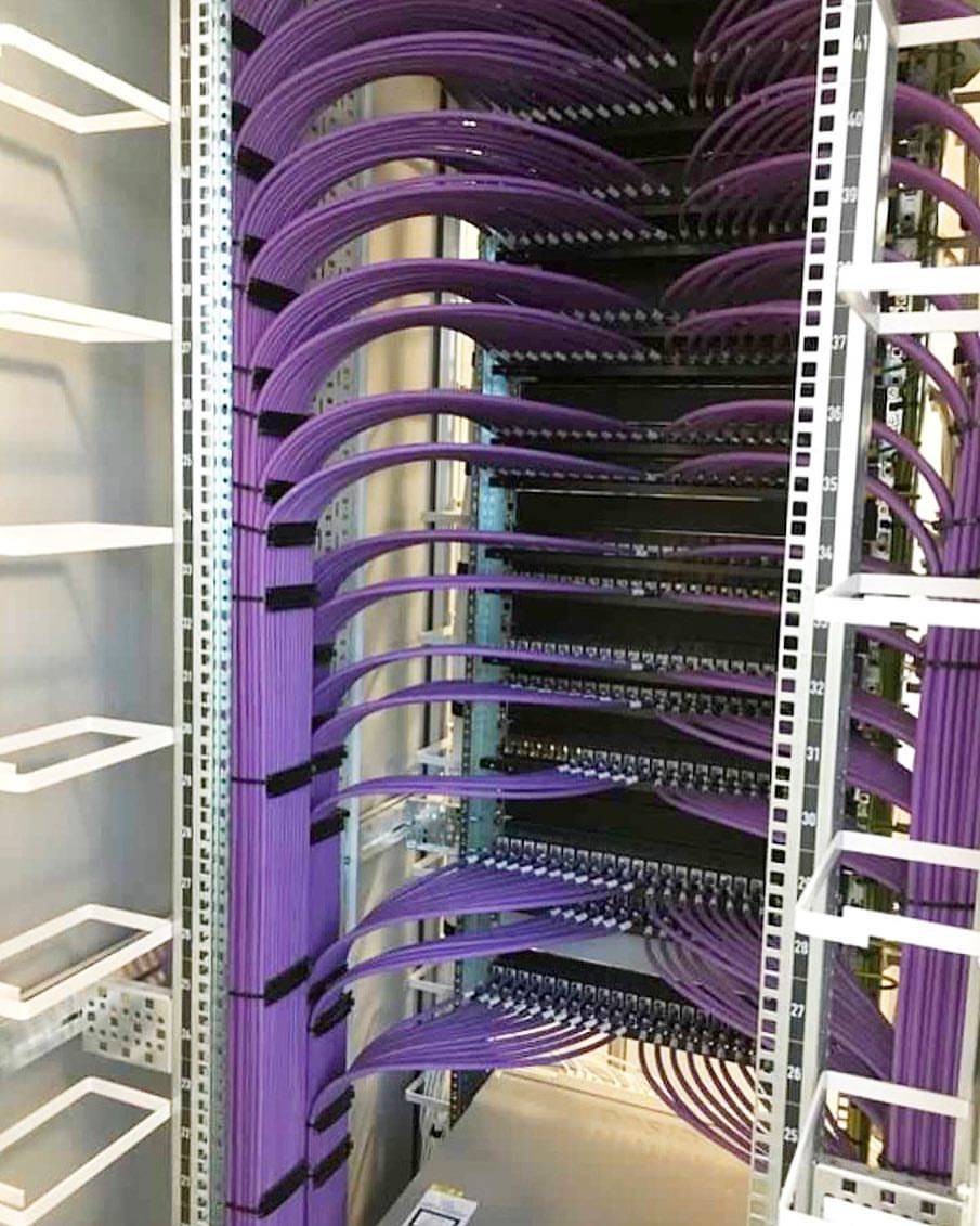 Cable Porn | Scrolller