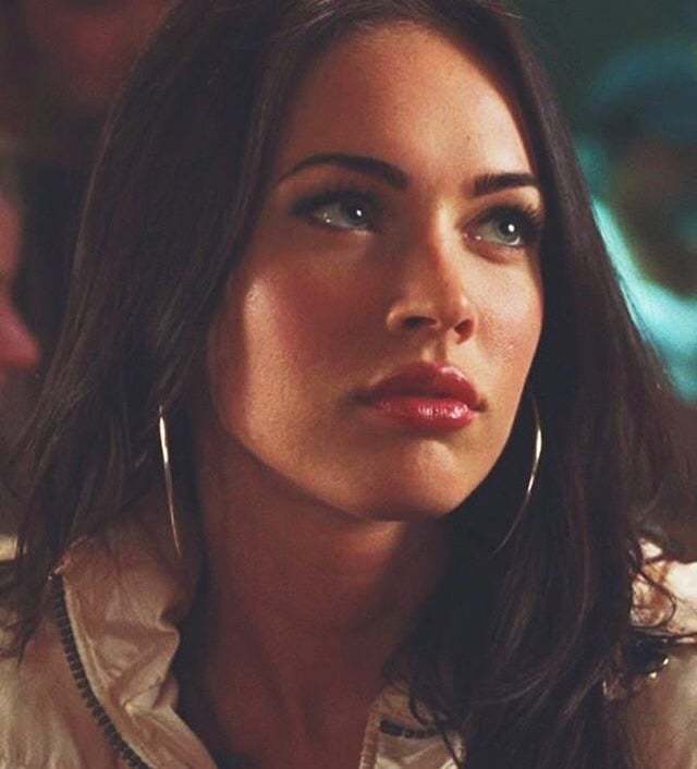 Can Someone Find The Hd Version Shes So Gorgeous Scrolller