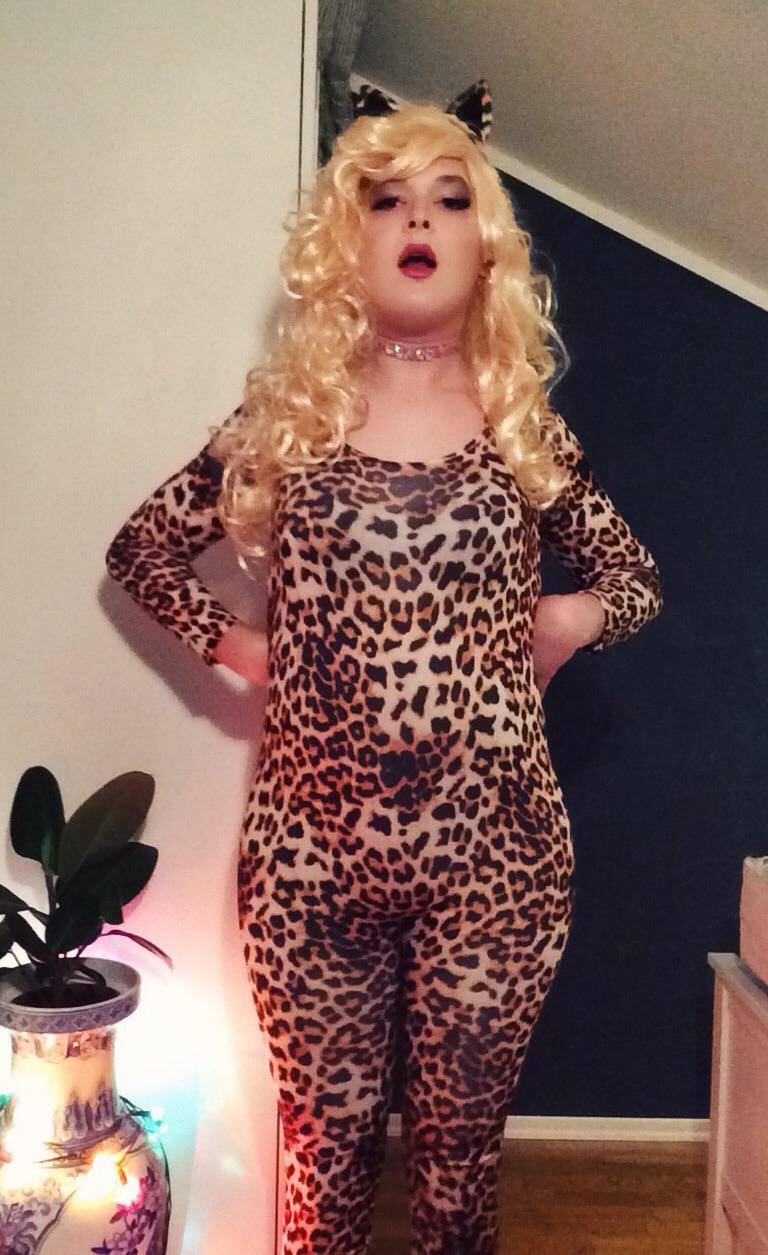 Can you mak this pussy purr? 💋 | Scrolller