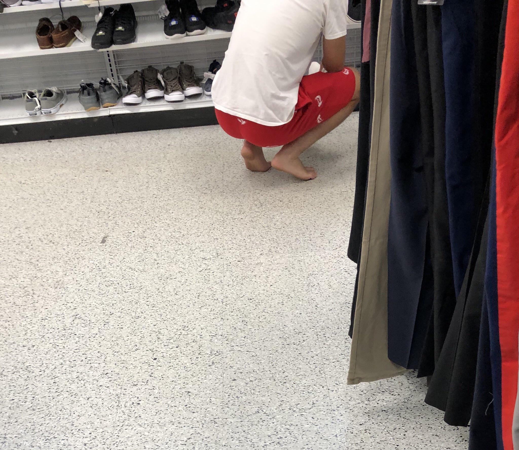 Candid shot | Scrolller