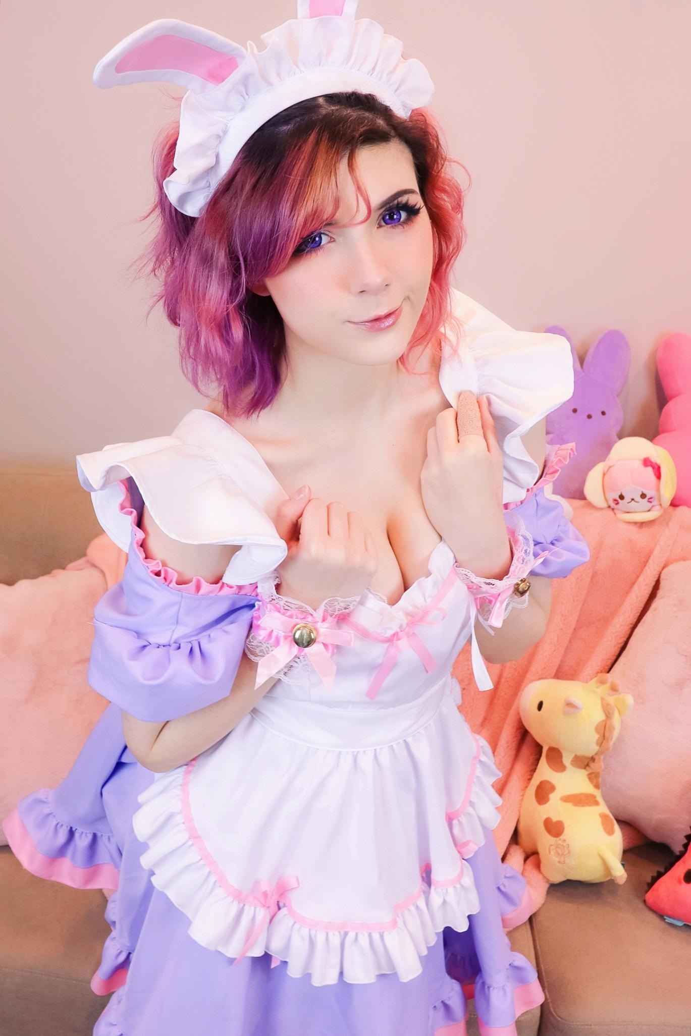 Candy Maid | Scrolller