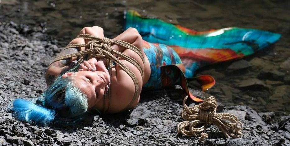 Captured | Scrolller