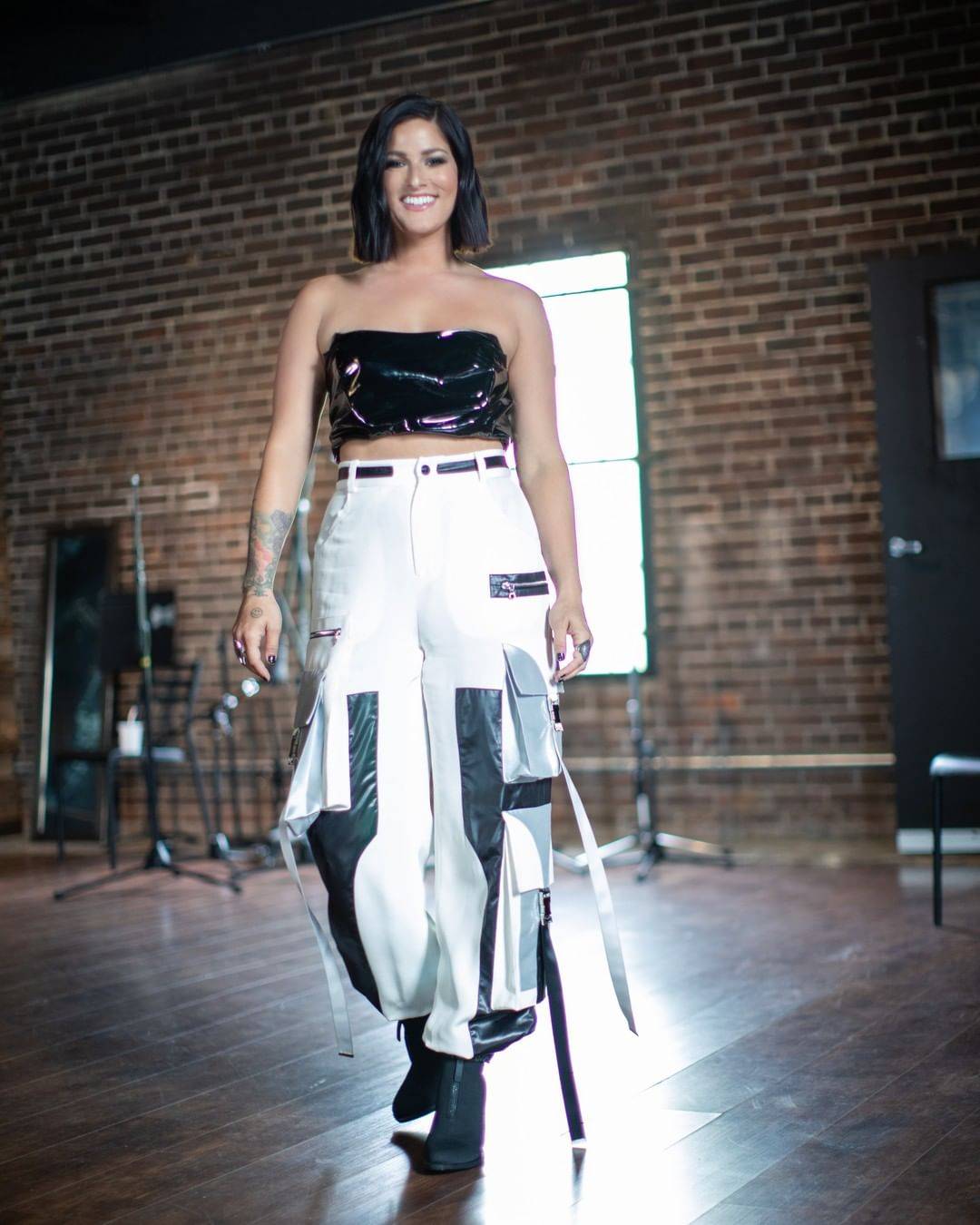 Cassadee Blake Pope | Scrolller