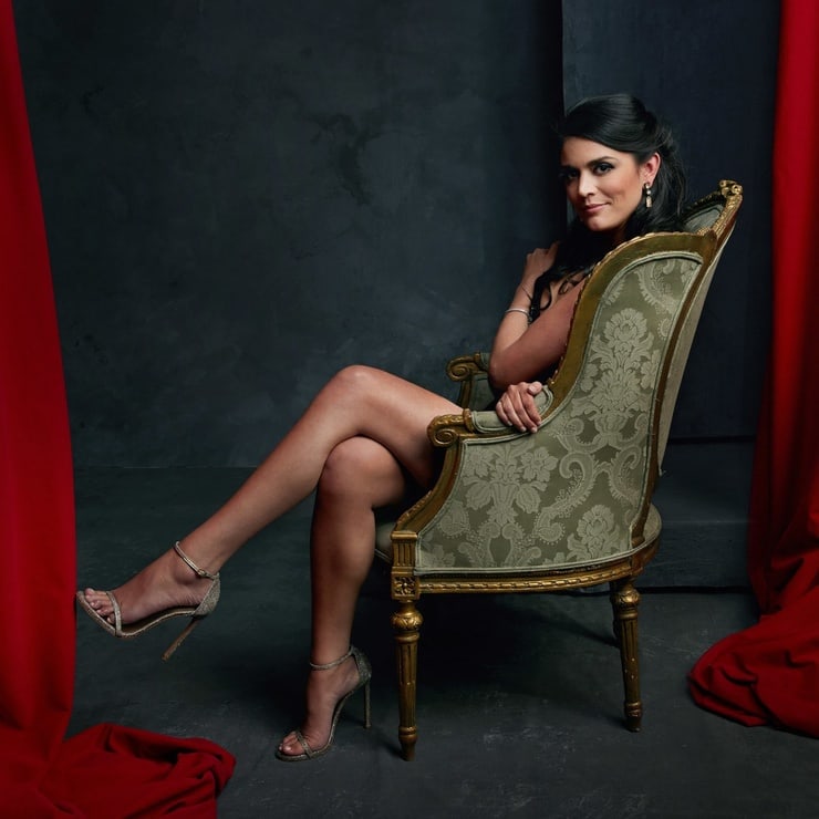 Cecily Strong | Scrolller