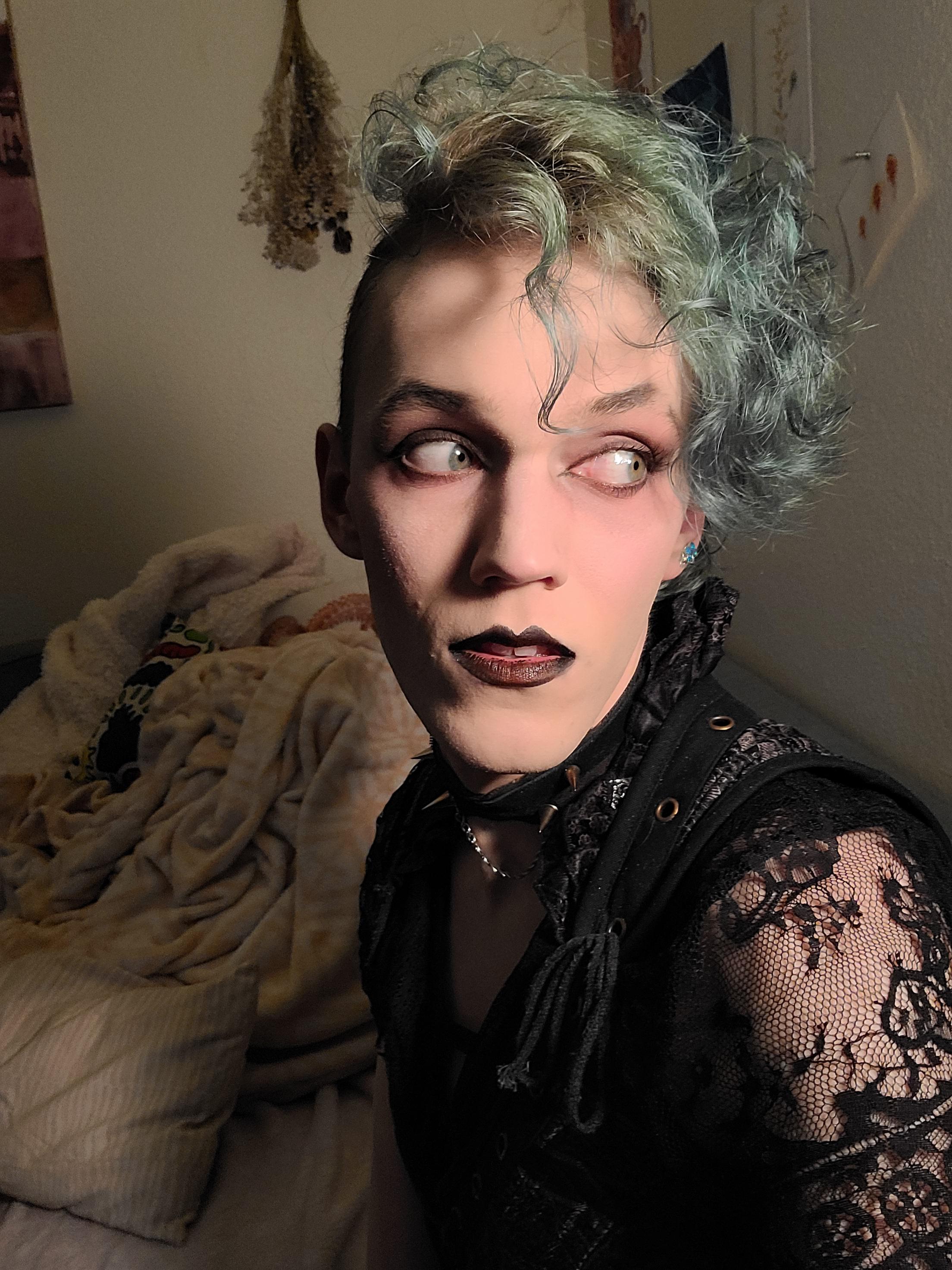 Celebrated my first month of HRT by staying in as much as possible and playing with makeup 👍 ...