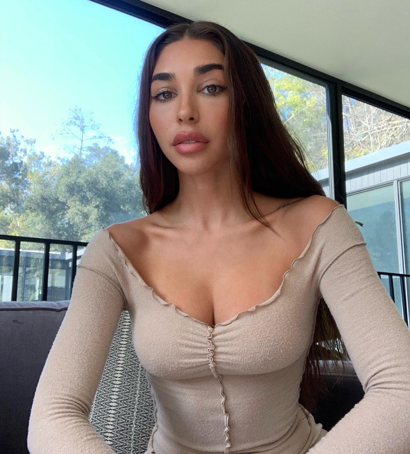 Chantel Jeffries | Scrolller