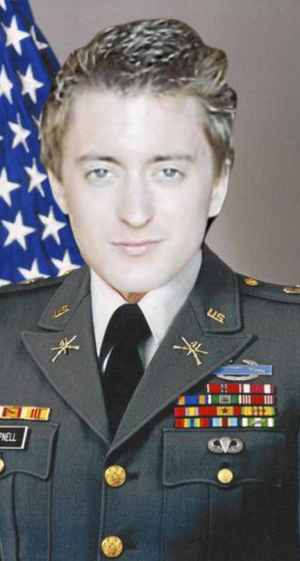 Charles Colonel | Scrolller