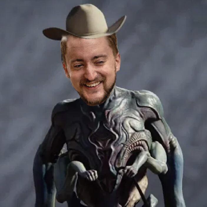 Charles Roswell | Scrolller