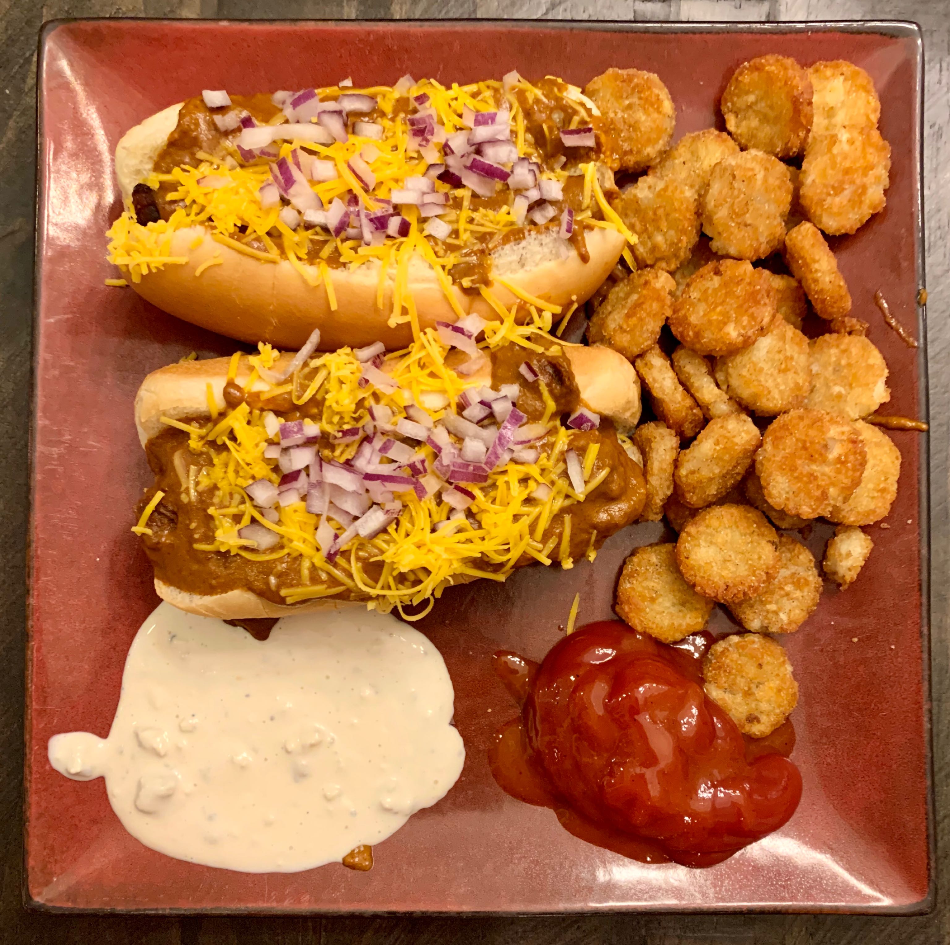 Chilidogs and tater tots. | Scrolller
