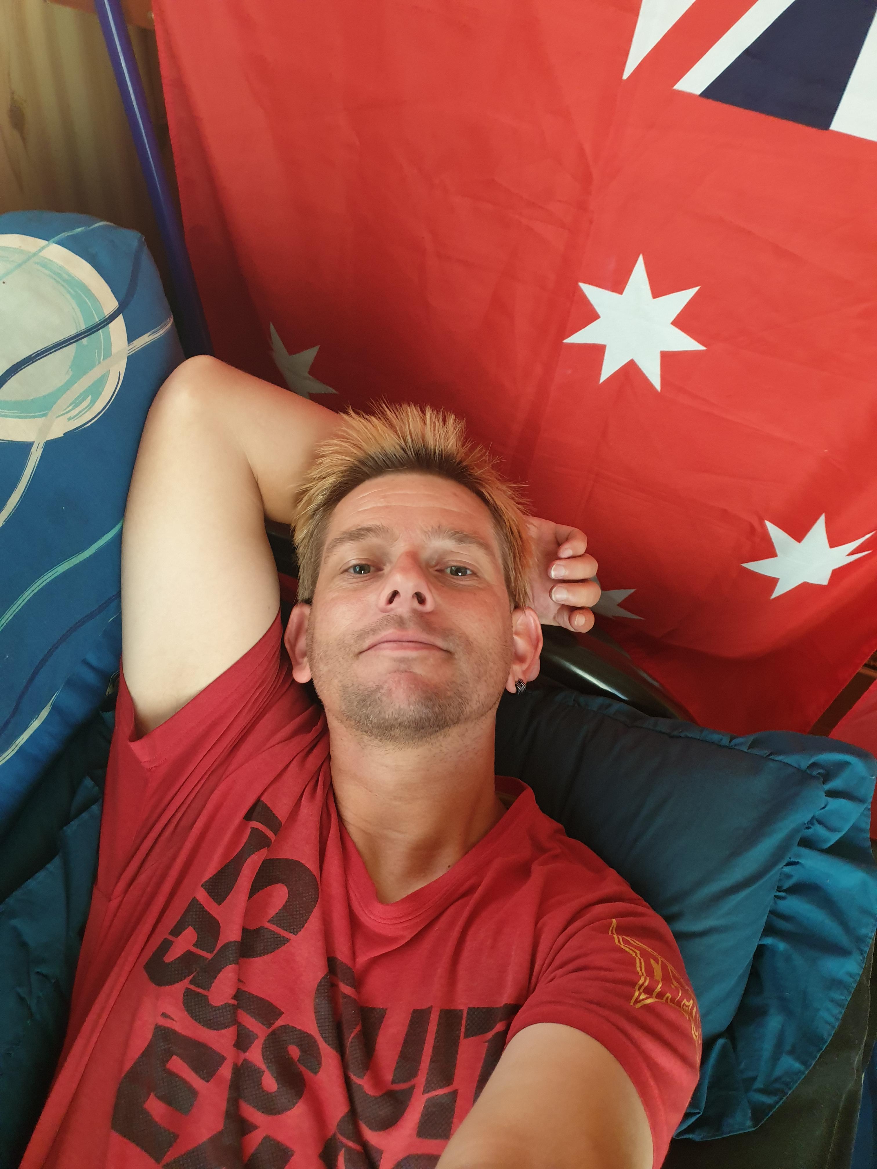 chill start to the new week for this Aussie man.... hope everyone has a good week ahead of you ...