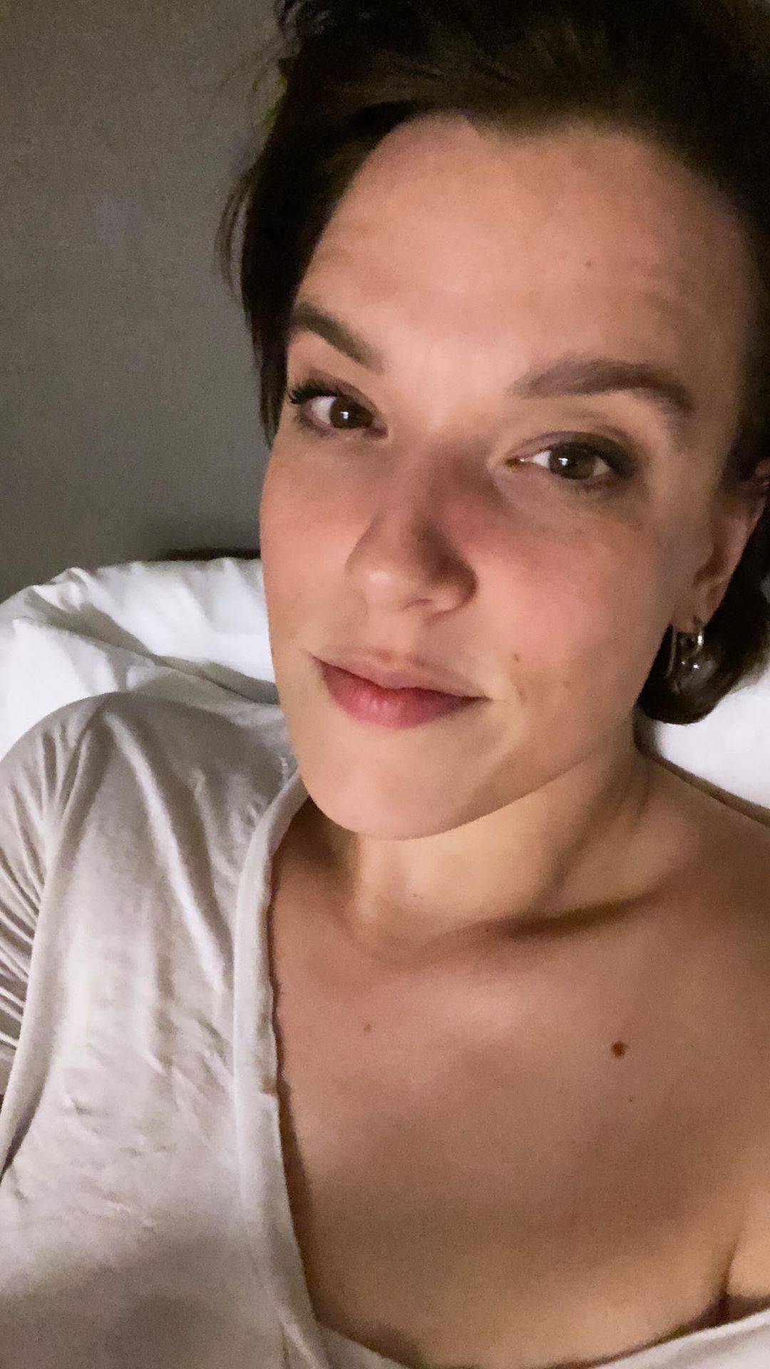 Chilling | Scrolller