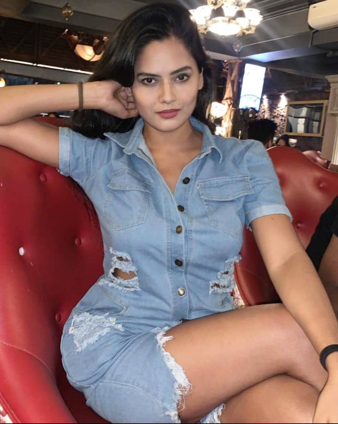 Chocolaty thighs of Preeti Goswami (new) | Scrolller