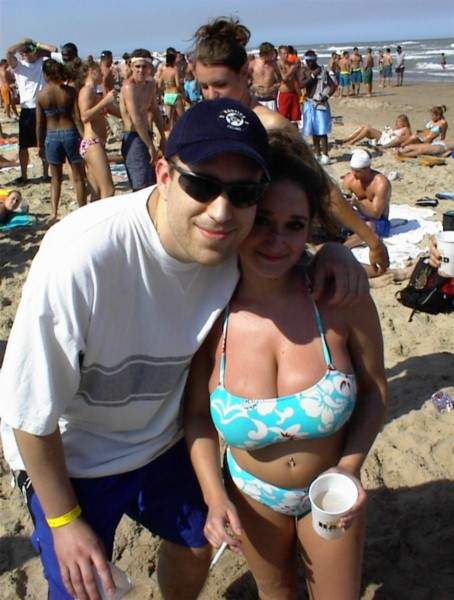 Guess who won this spring break topless competition | Scrolller