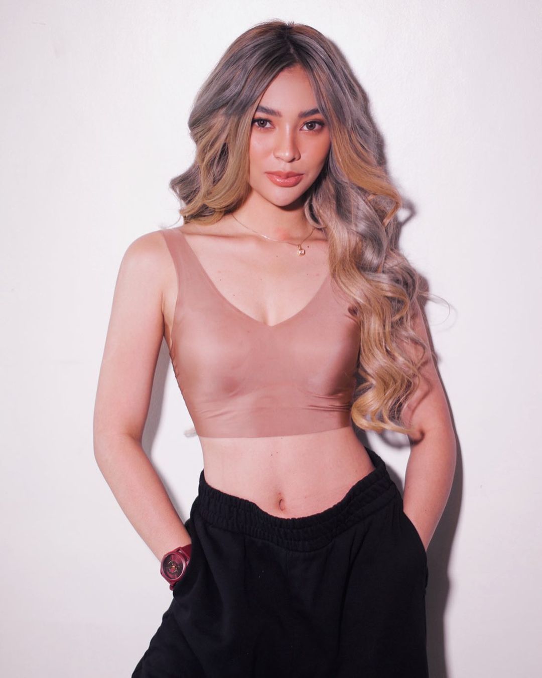 Discover more like CelebsPH: Christine Samson and Related Content | Scrolller