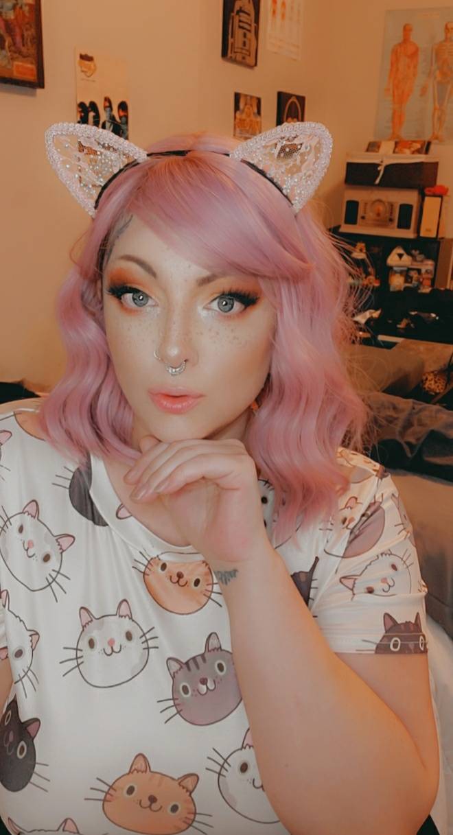 Chubby kitty [OC] [f] | Scrolller