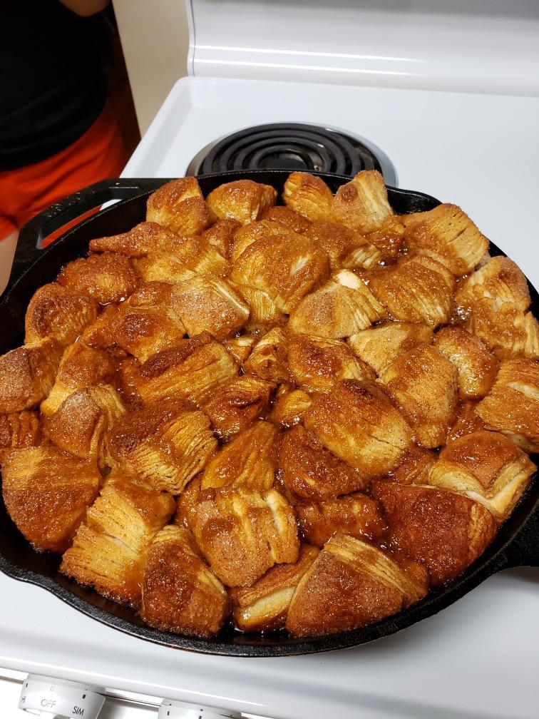 Cinnamon sugar pull apart bread | Scrolller