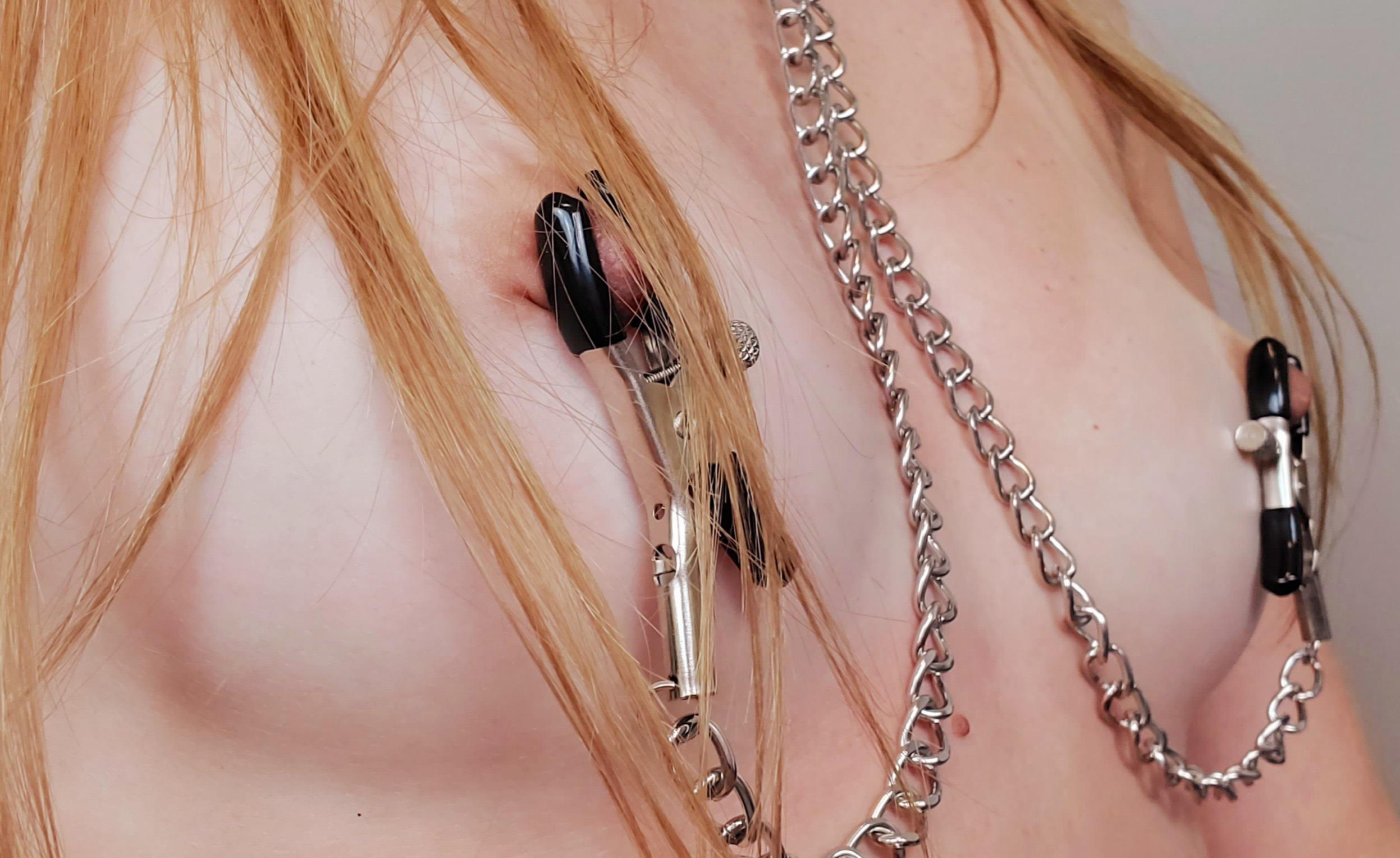 Clamping my tiny nips 😘 | Scrolller