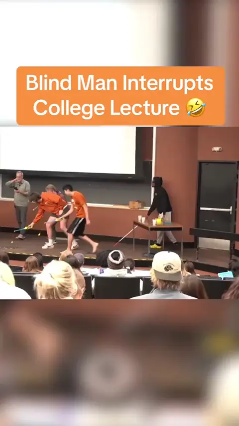 Class boos TikToker's blind prank attempt | Scrolller