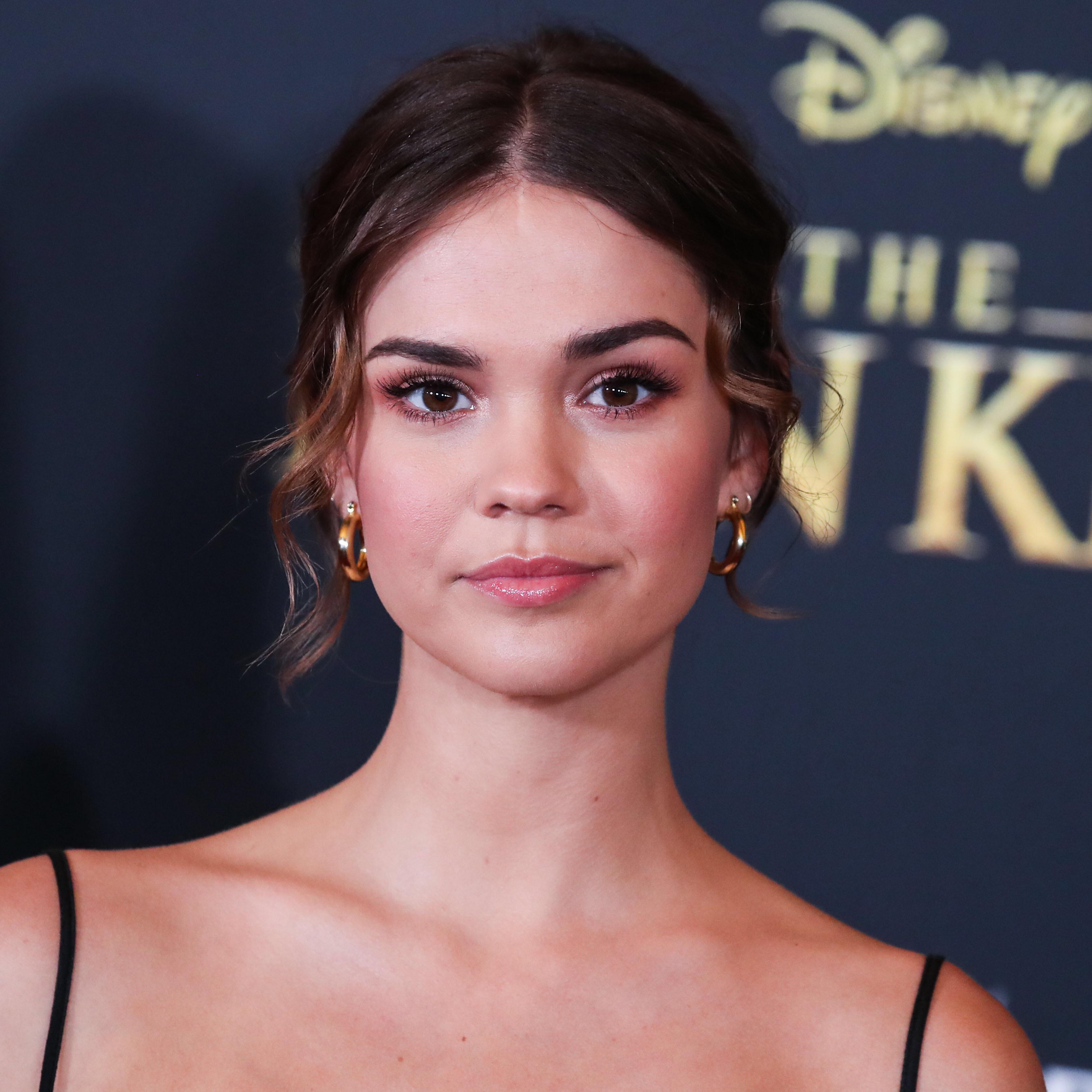 Close up | Scrolller