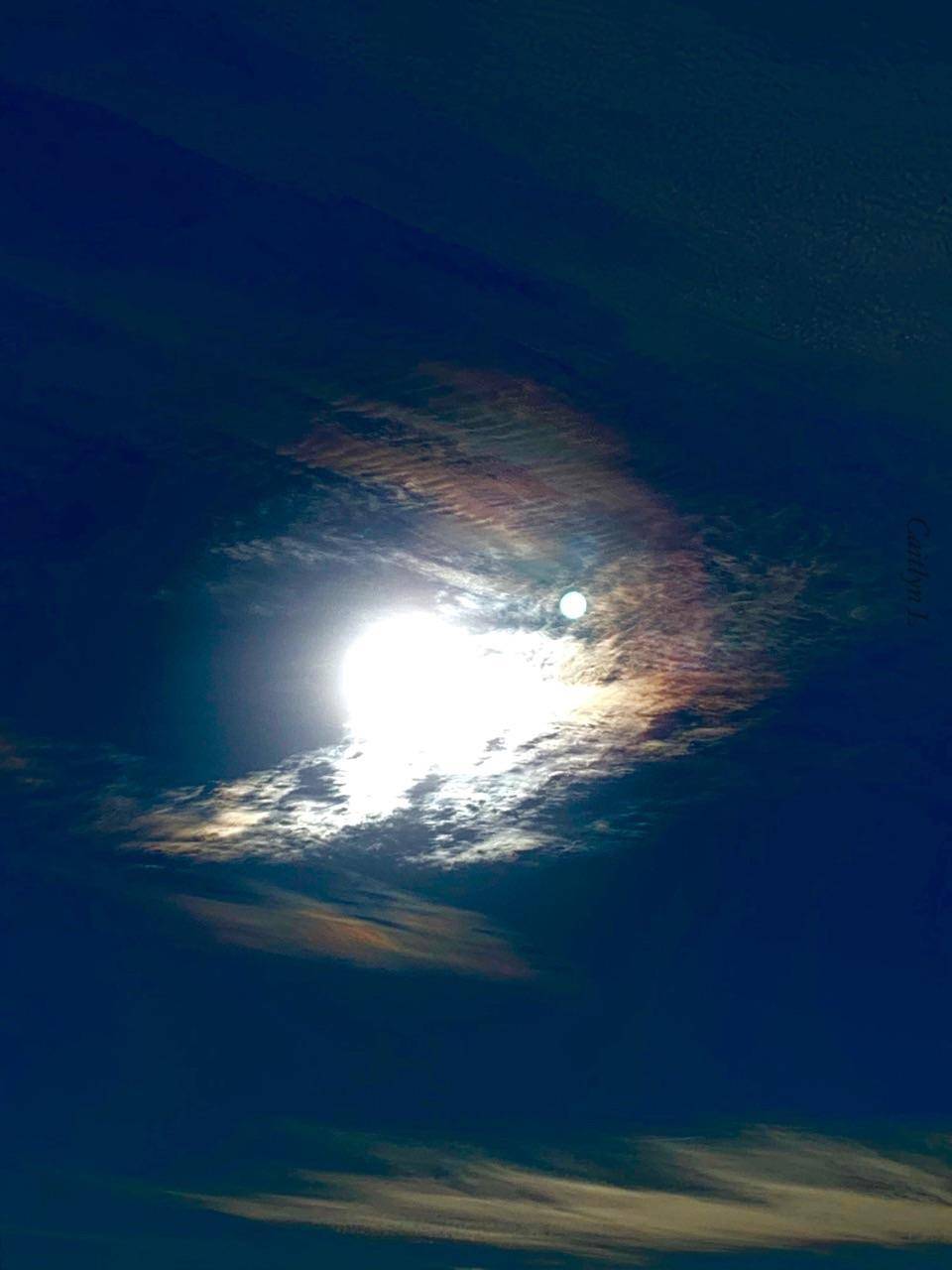 Cloud iridescence. | Scrolller