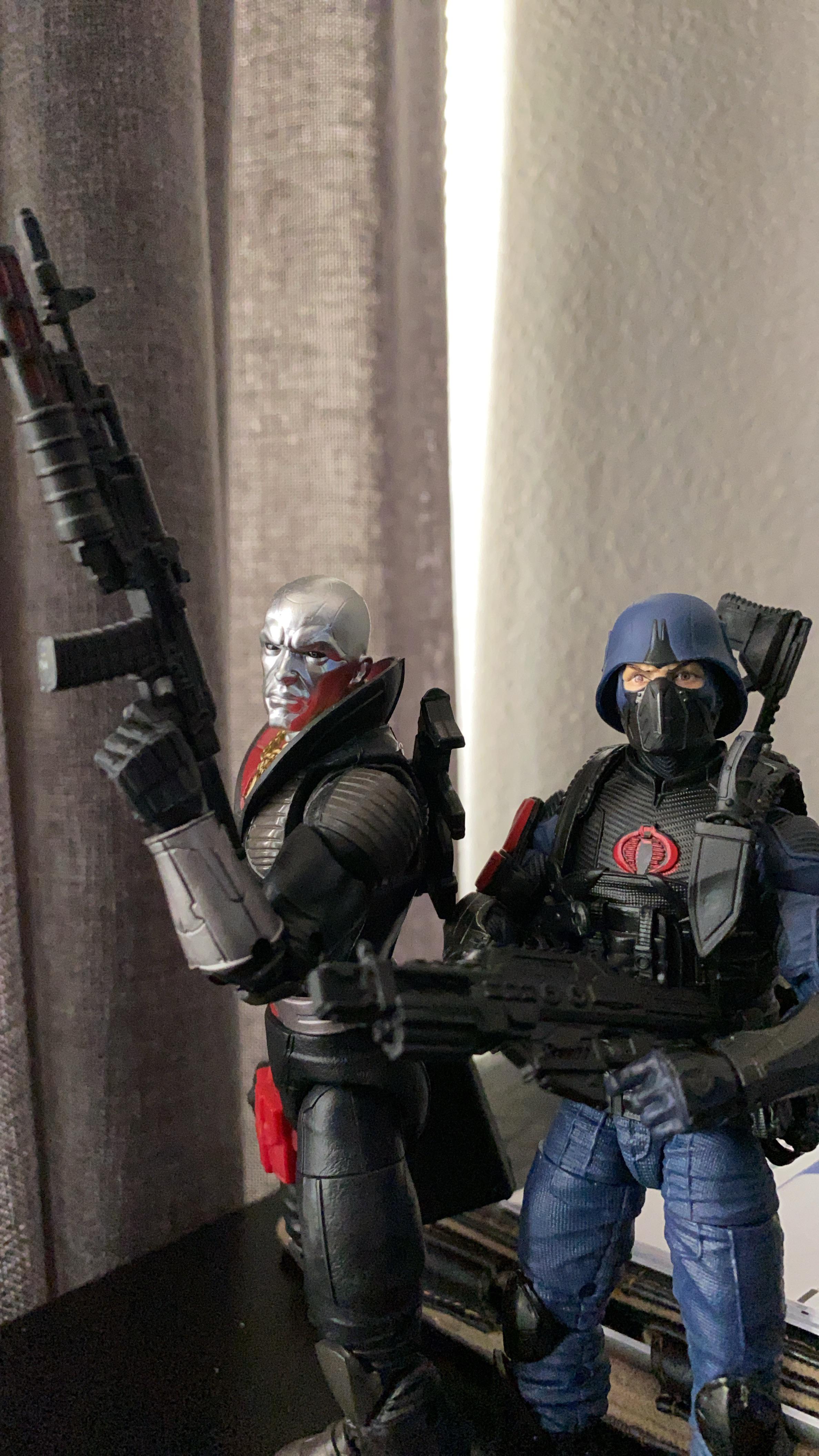 Cobraaa! | Scrolller