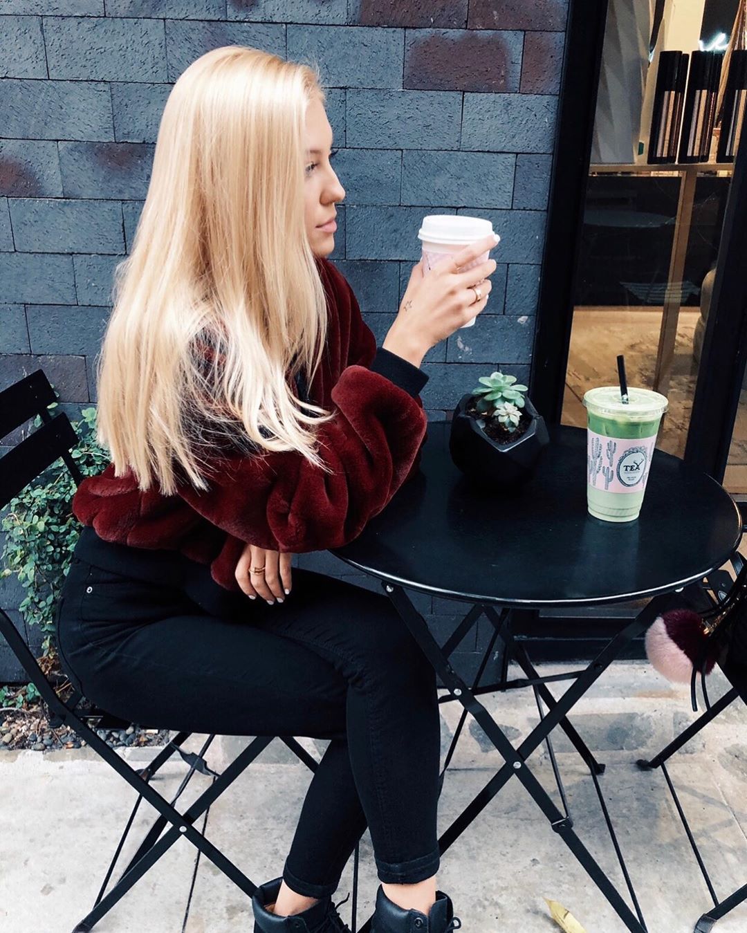 coffee break | Scrolller