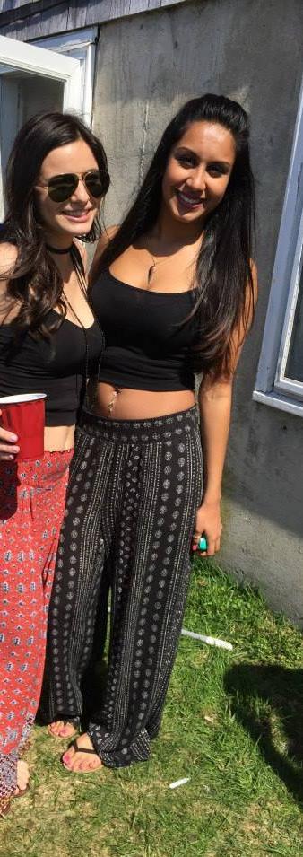 College girl with banging body | Scrolller