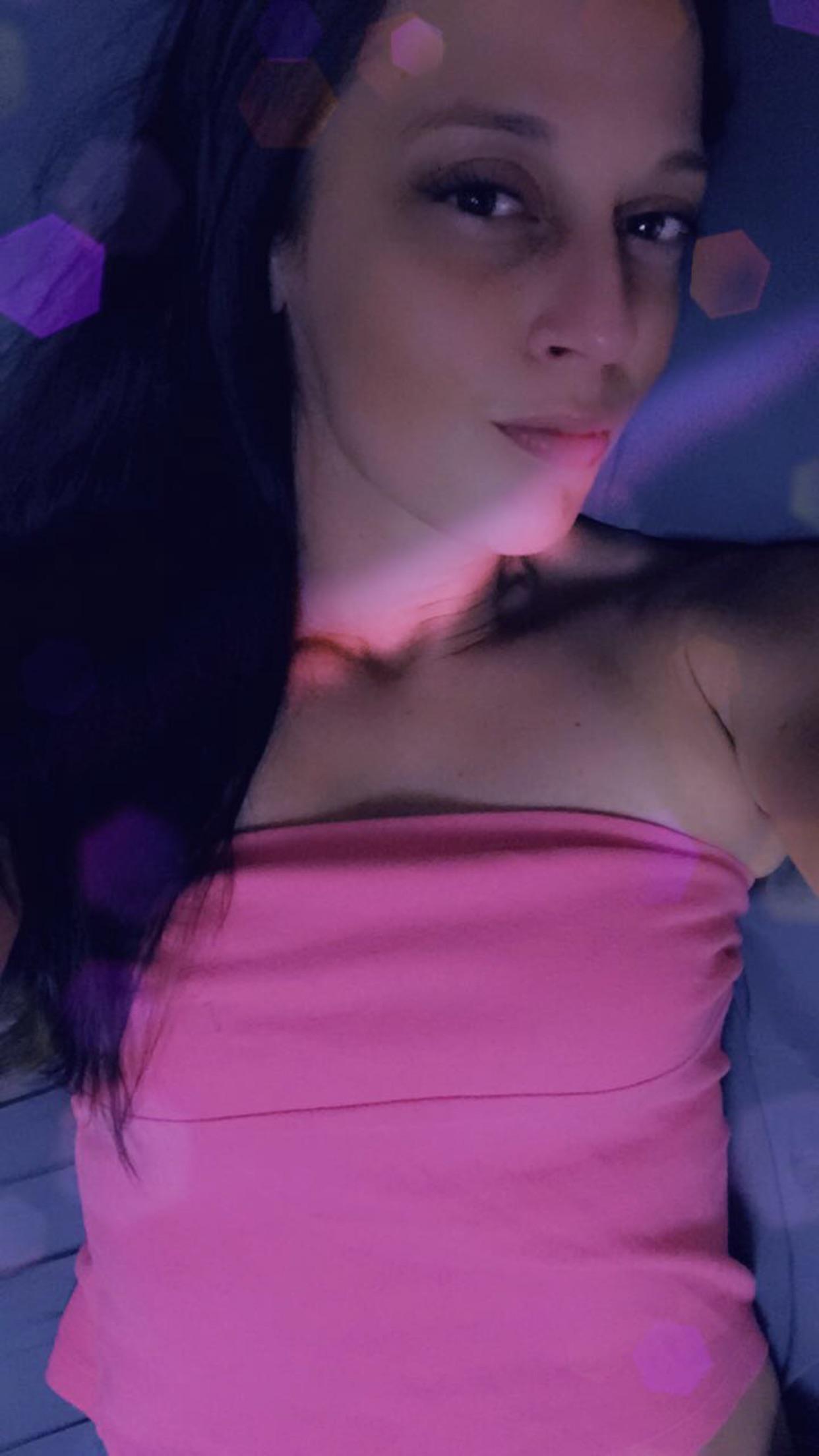 Come say hi free Subscription | Scrolller