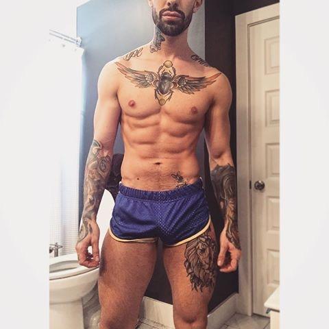 Comon Kameron Michaels | Scrolller