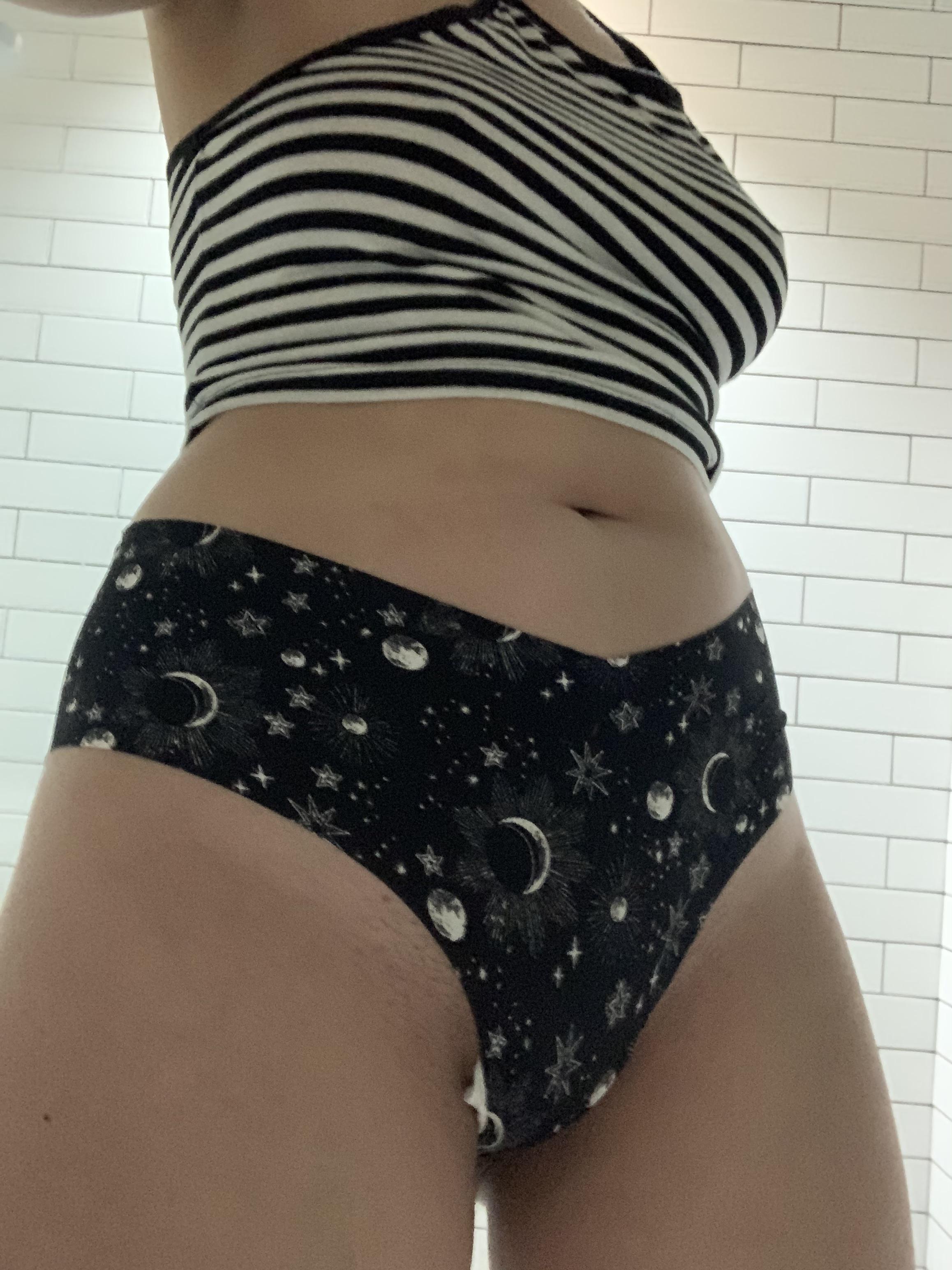 Constellation prize ;) (f) | Scrolller