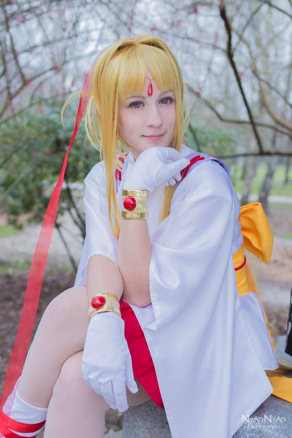 [Cosplay] Kaitou Jeanne from Phantom Thief Jeanne | Scrolller