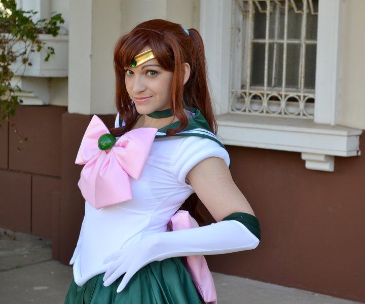 [Cosplay] Sailor Jupiter from Sailor Moon | Scrolller