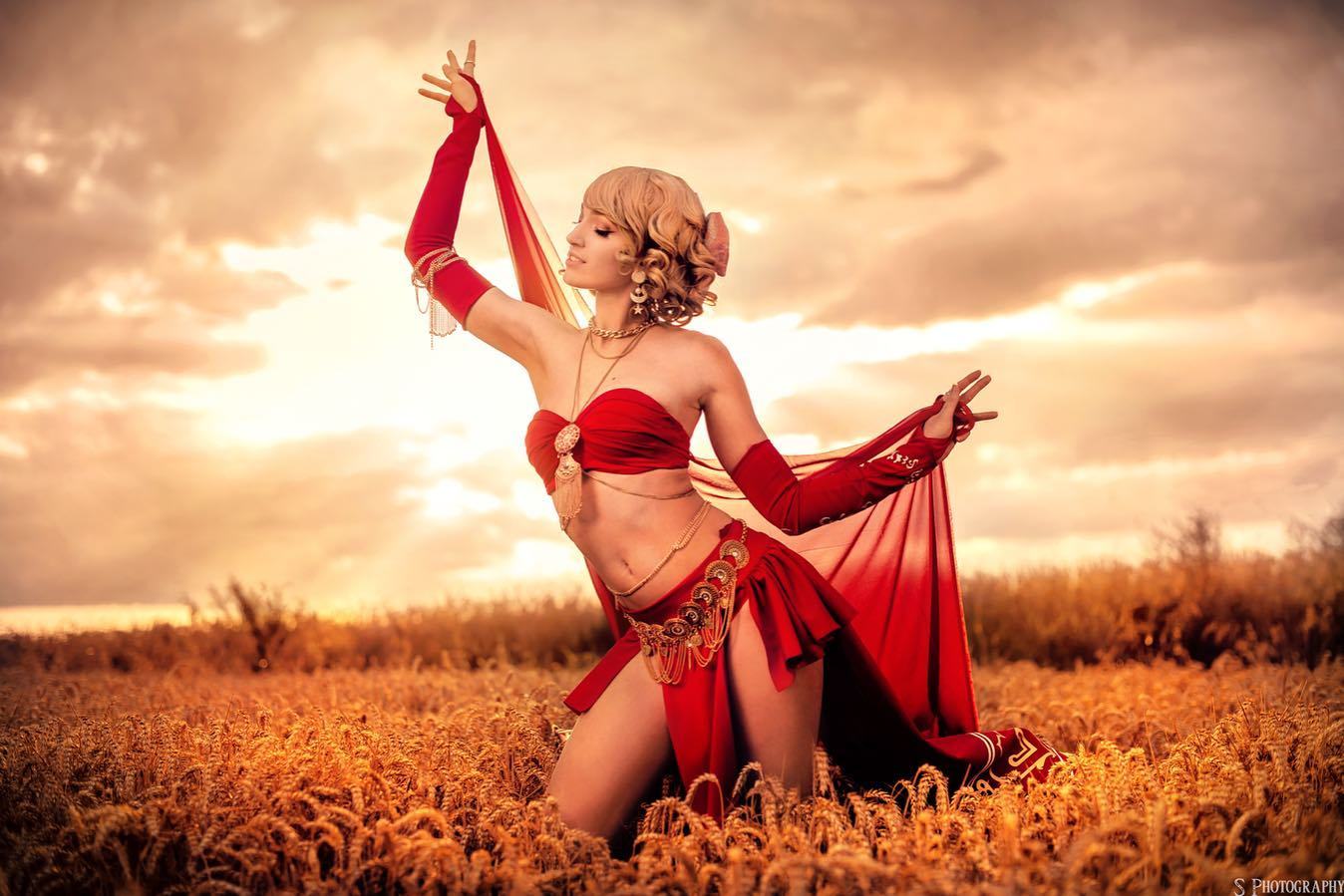 Cosplay Wheat | Scrolller