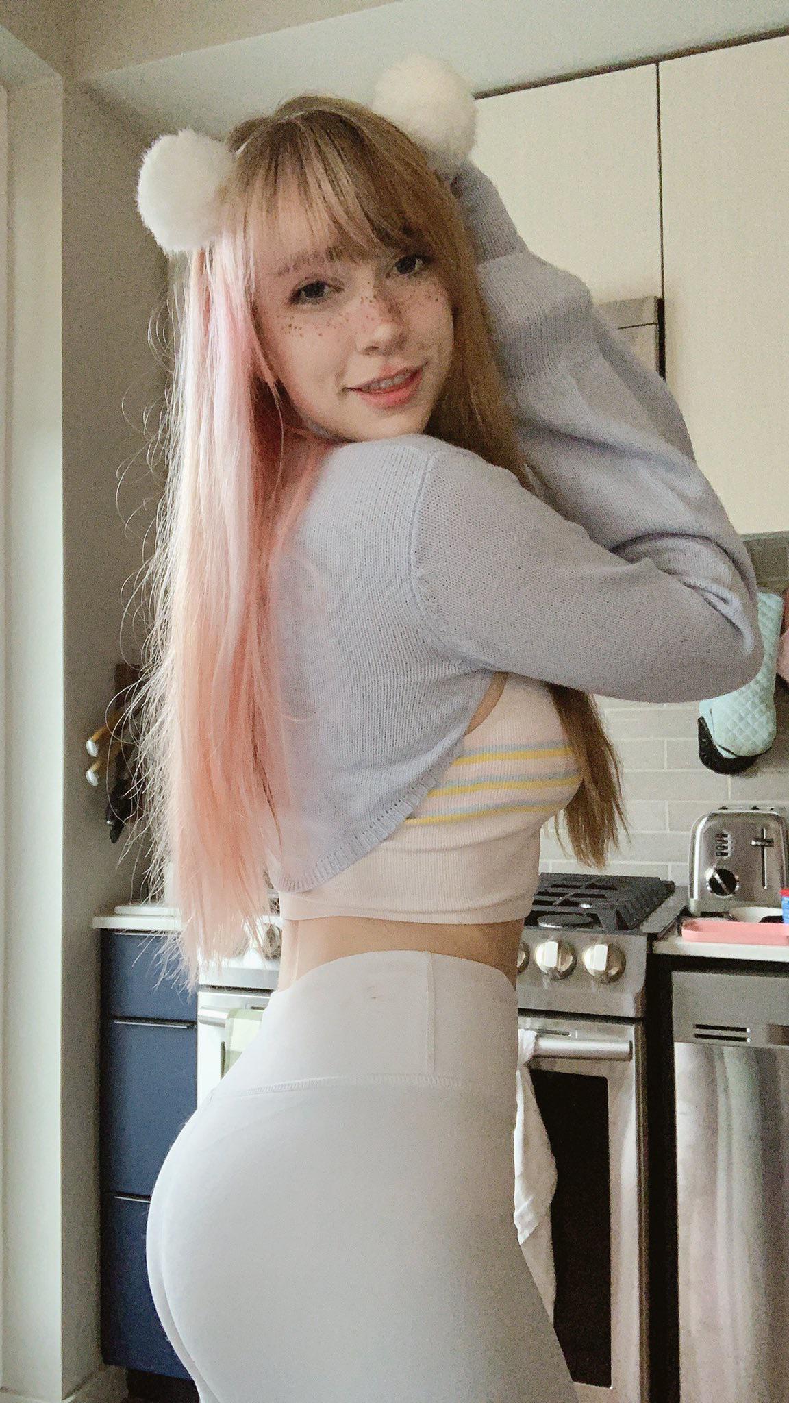 Cozy Outfit 2 | Scrolller