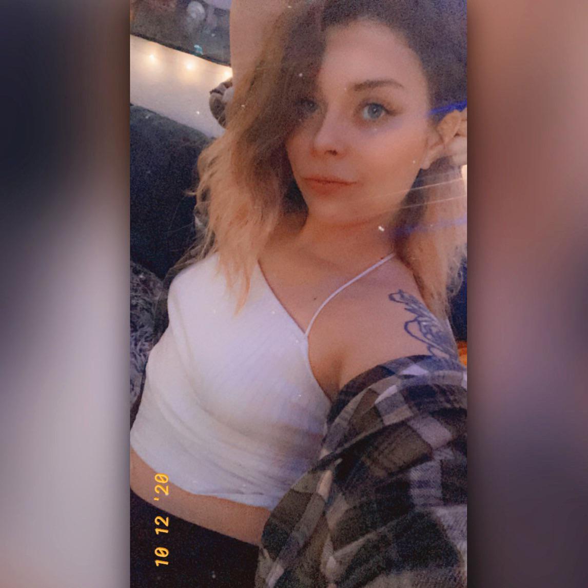 Cozy 😌 ( over 18 ) | Scrolller