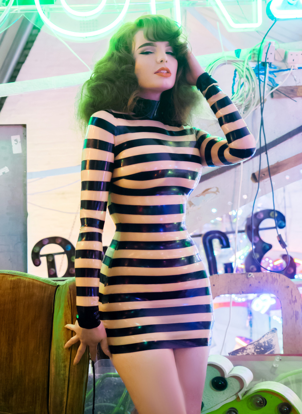 Crazy curves | Scrolller