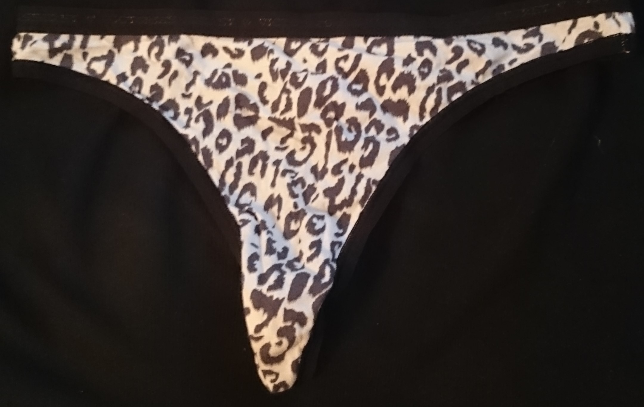 Cum Covered Black and White Leopard Print | Scrolller