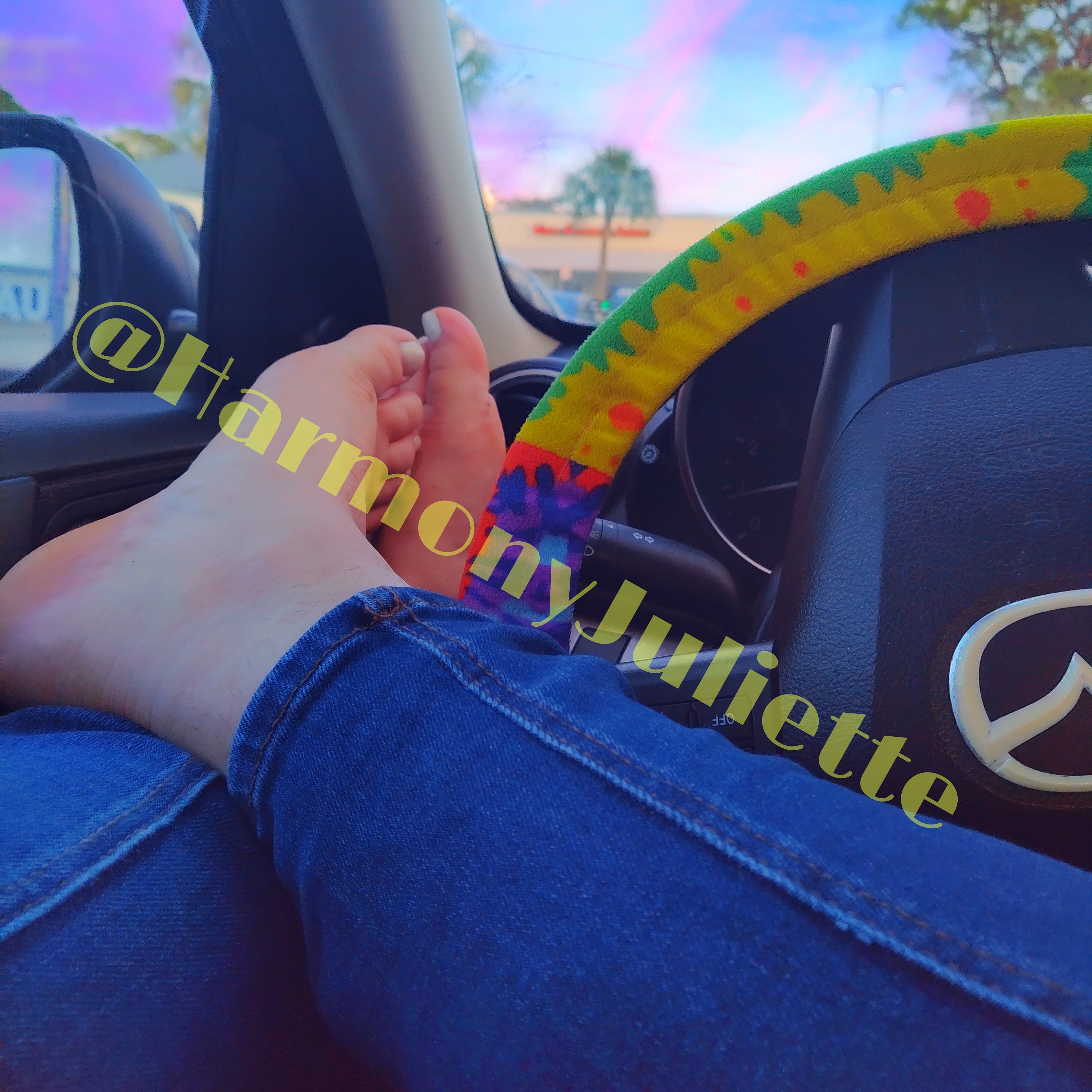 Cum Lick My Feet Clean Dms Are Open Scrolller