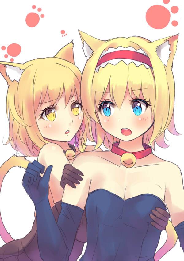 Curious catgirls | Scrolller