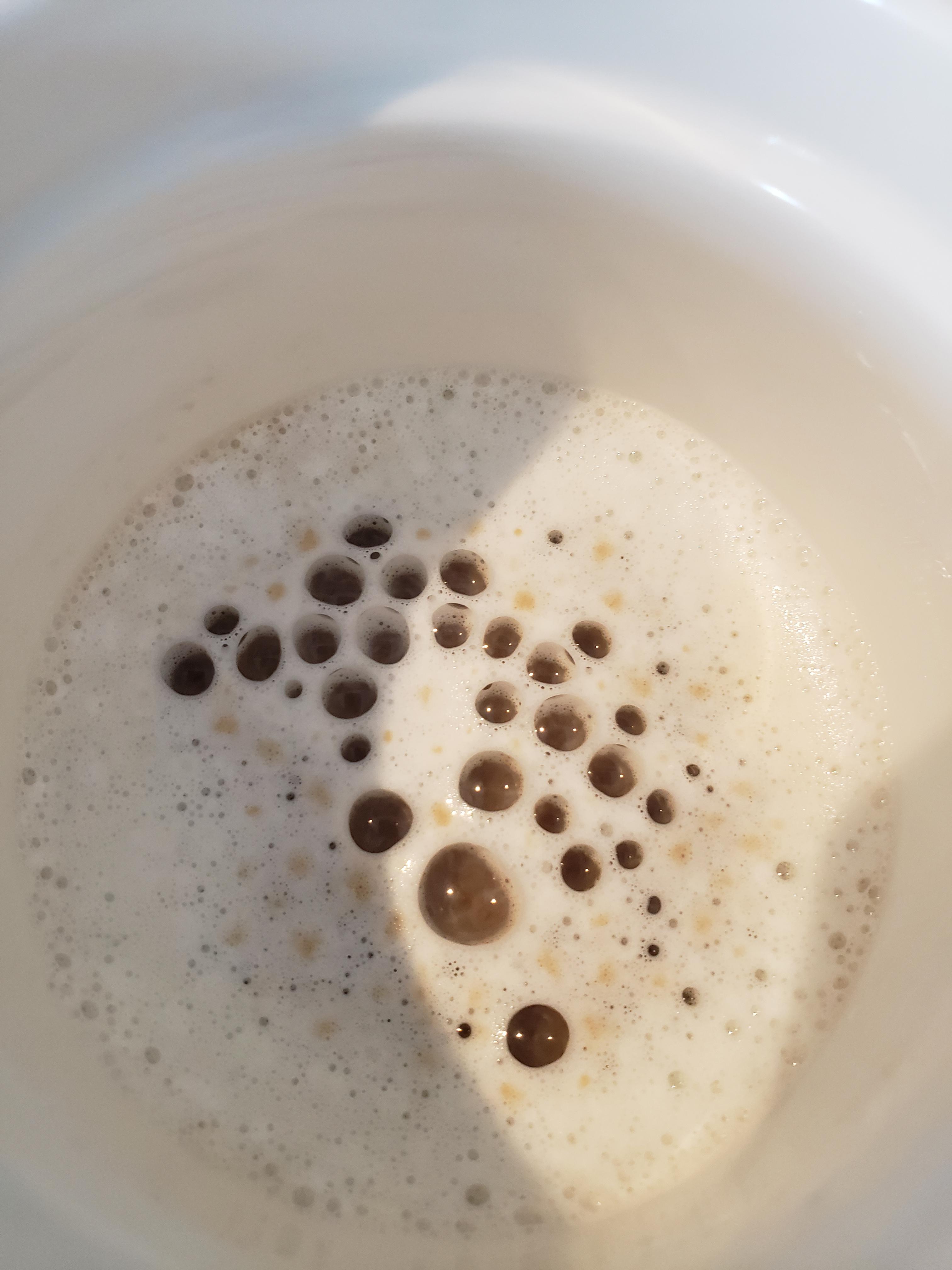 Cursed milk foam on my coffee... | Scrolller