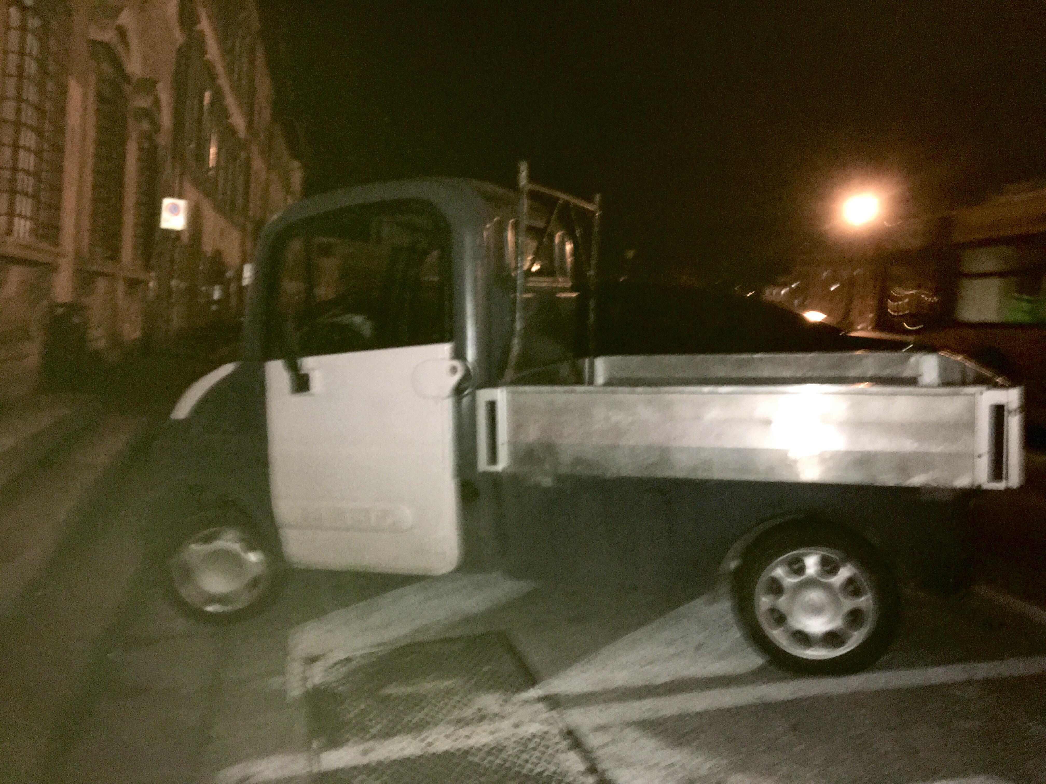 cursed_pickup_truck | Scrolller