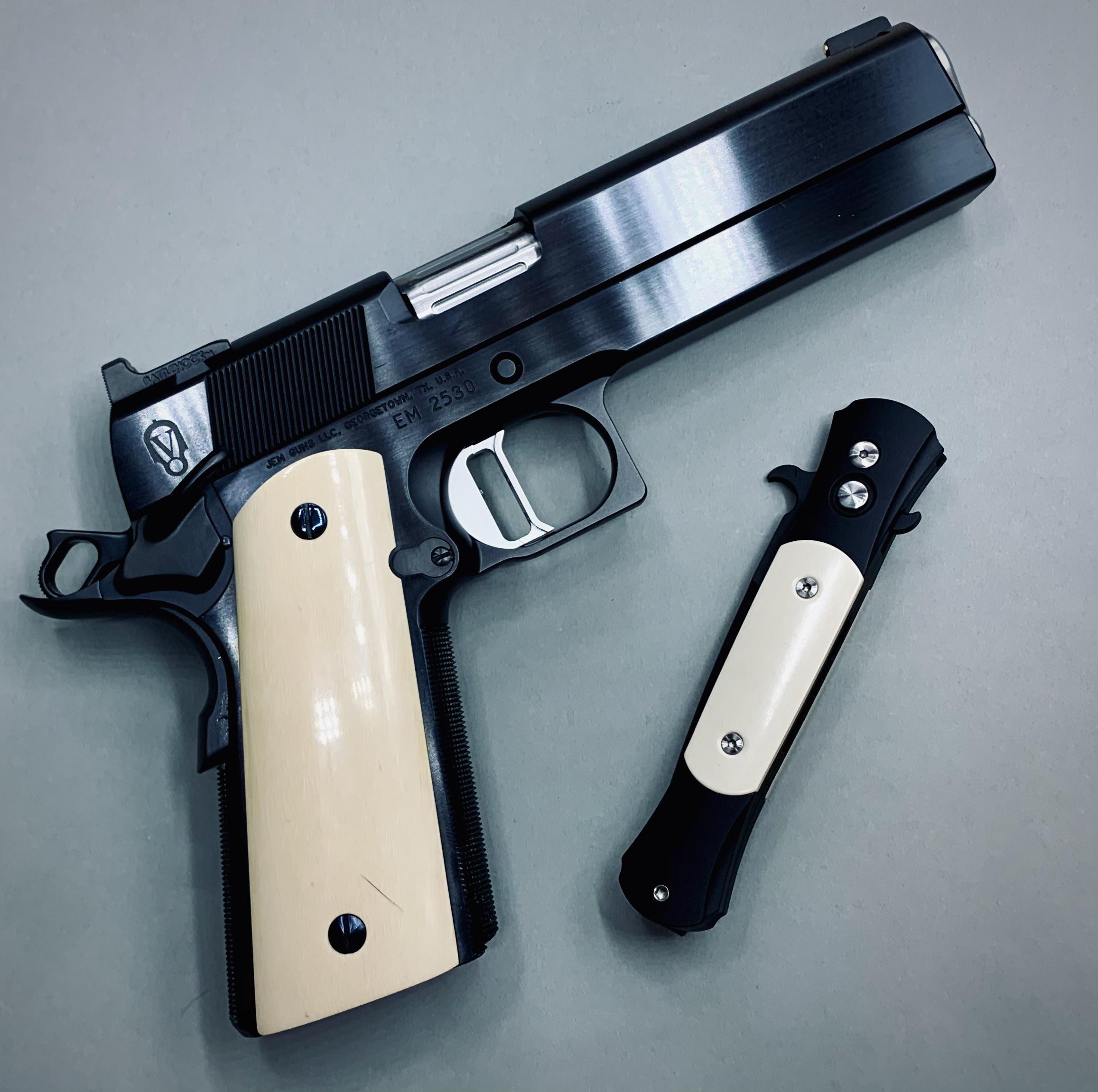 Custom 1911 | Scrolller