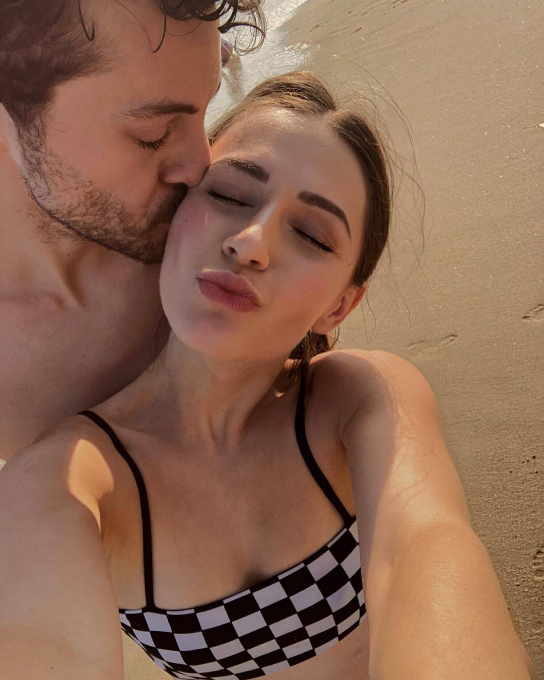 Cute Couple | Scrolller