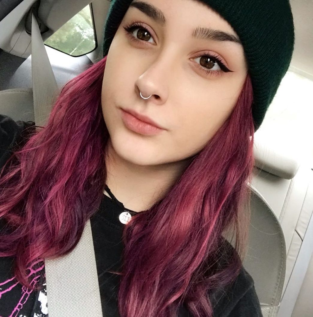 Cute emo girl [x-post /r/arthoes] | Scrolller
