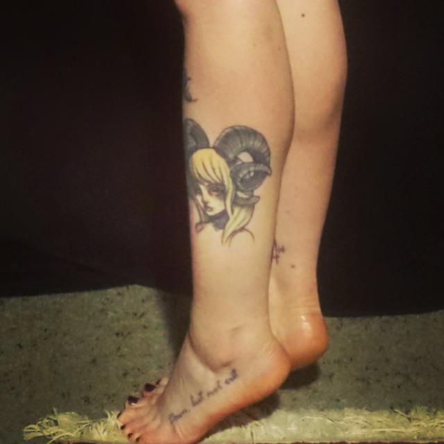 Cute Lil Feet Scrolller