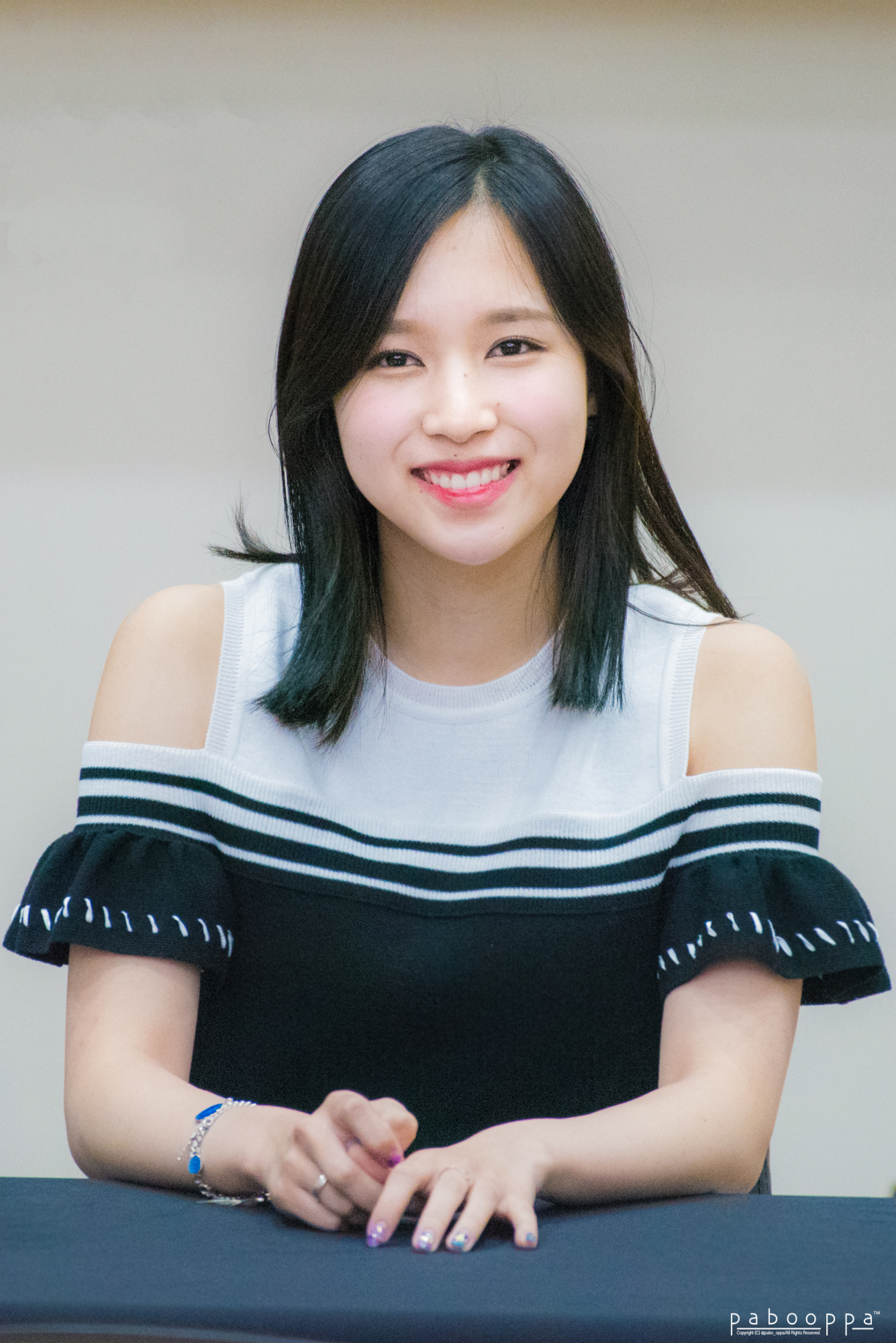 Cute Mina | Scrolller