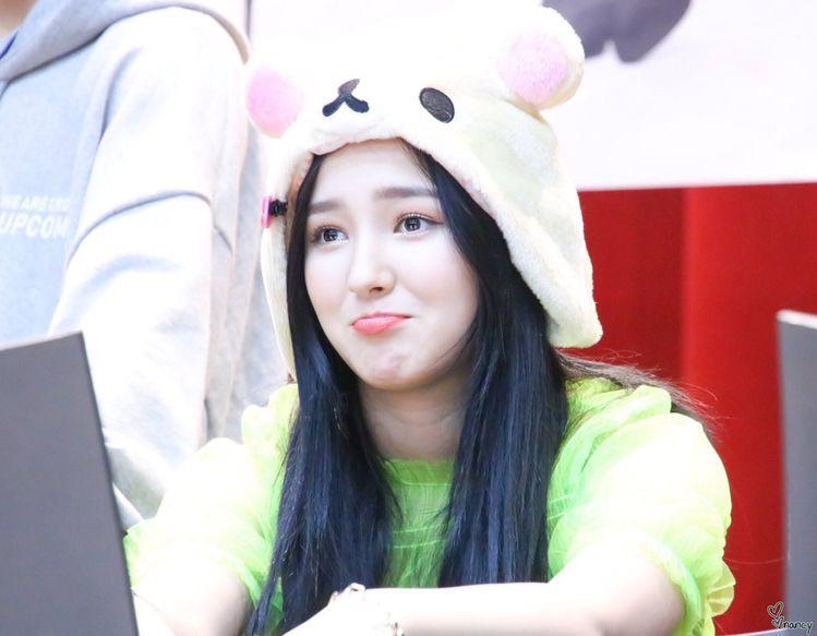 Cute Pout | Scrolller