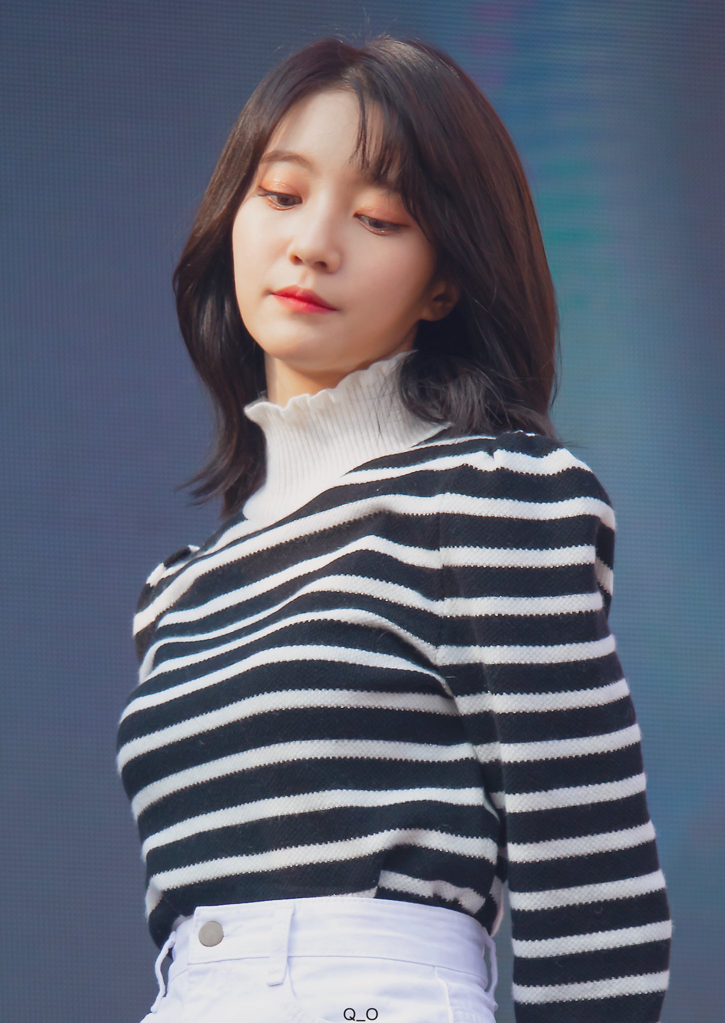 Daily Binnie #909 - A Pensive Moment | Scrolller