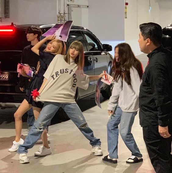 Daily Blackpink #56 | Scrolller