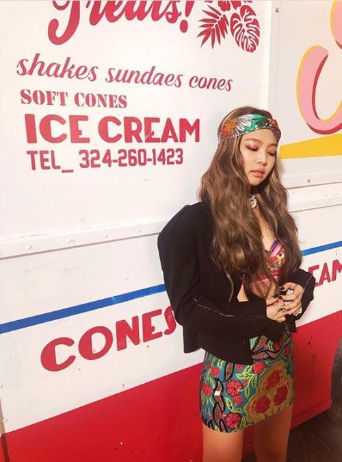 Daily Jennie #90 I'M SOUR CANDY 🍭🍬🍫🥧🧁🍰🎂🍪🍩 | Scrolller